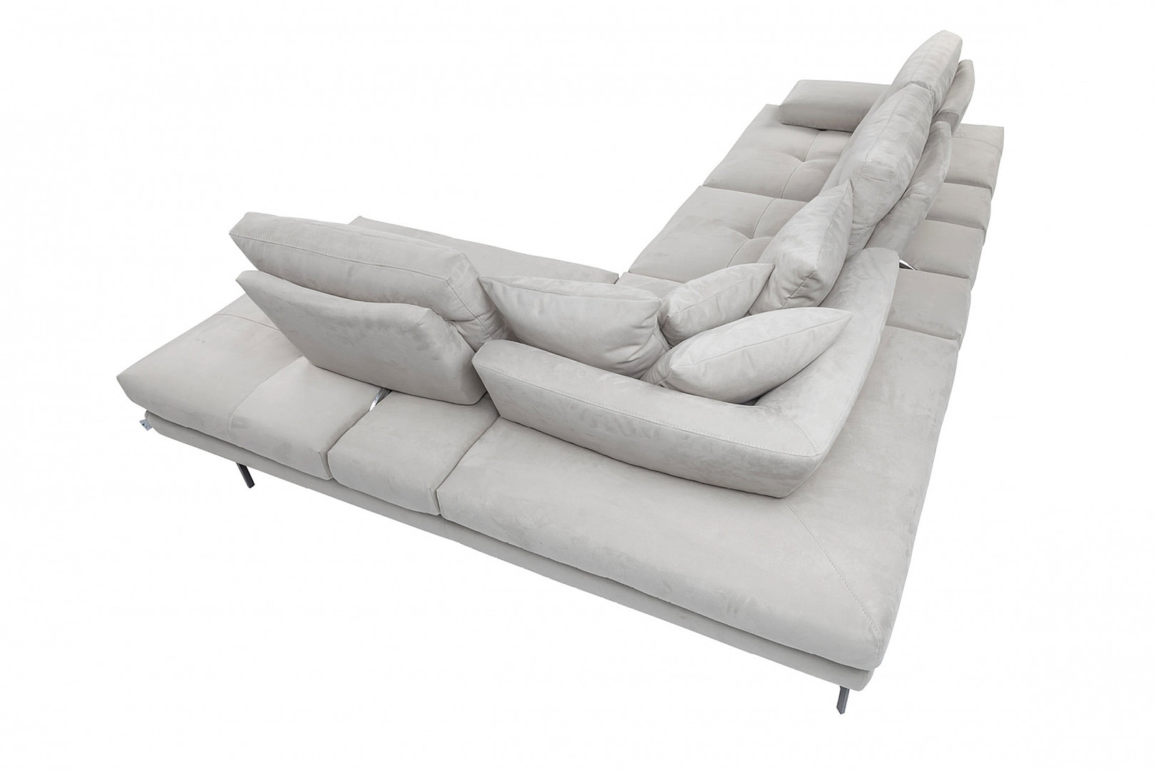 Toby Wing — Calia Italia